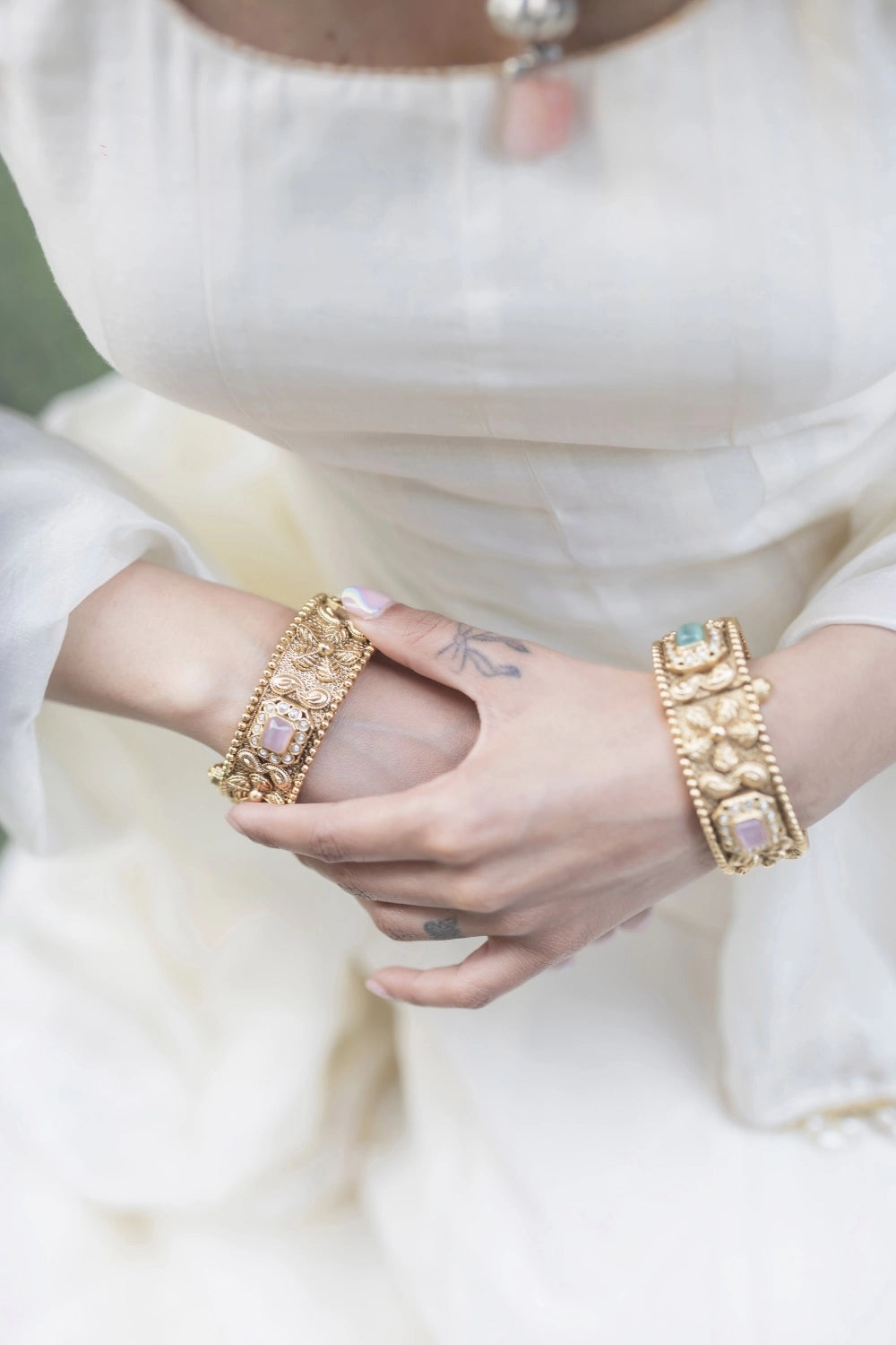 Floral bangles set store